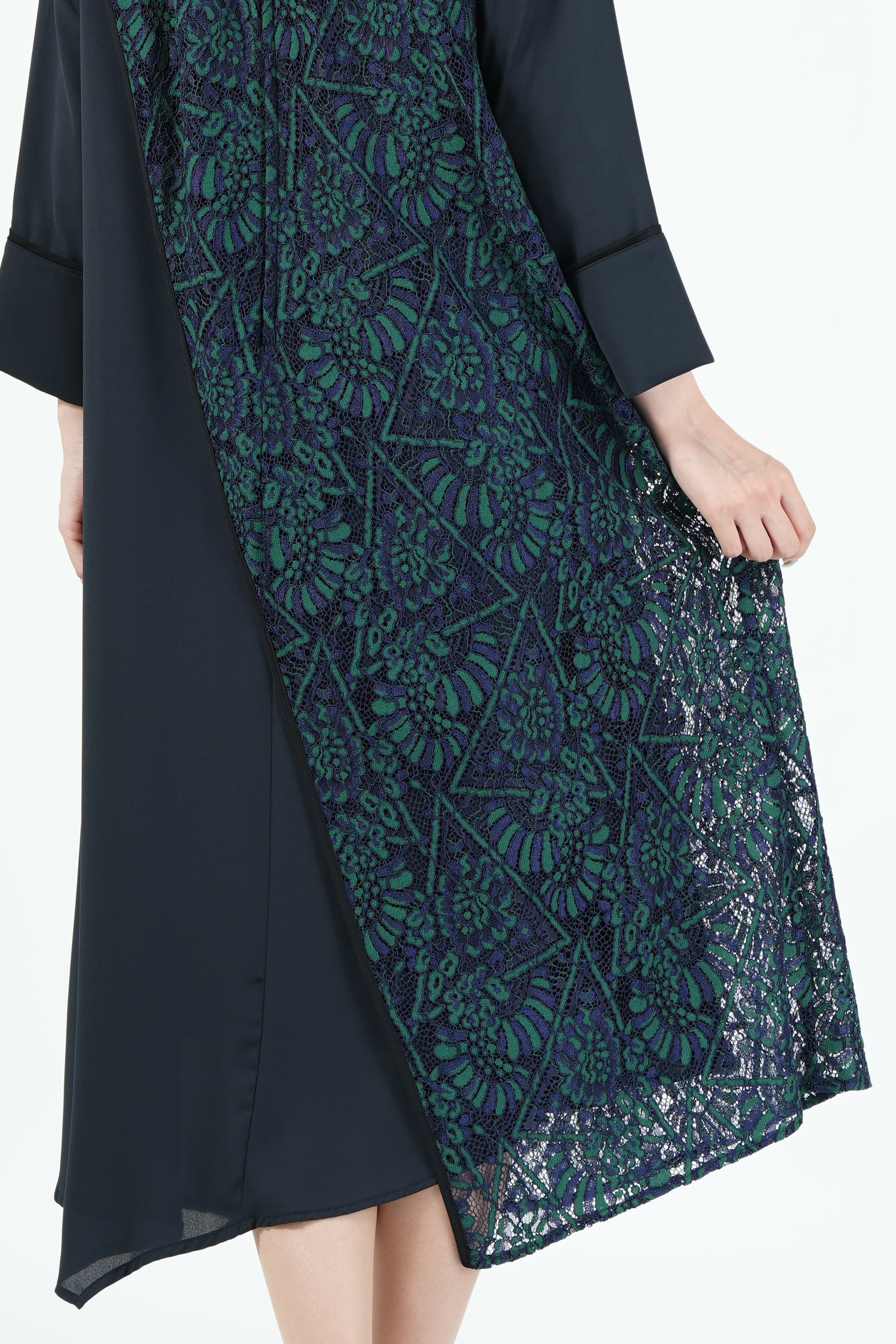 Callarus アシメドレープ切り替えネイビー×グリーンドレス (4L〜6L) をレンタル - 結婚式パーティーのドレスレンタルはおしゃれコンシャス