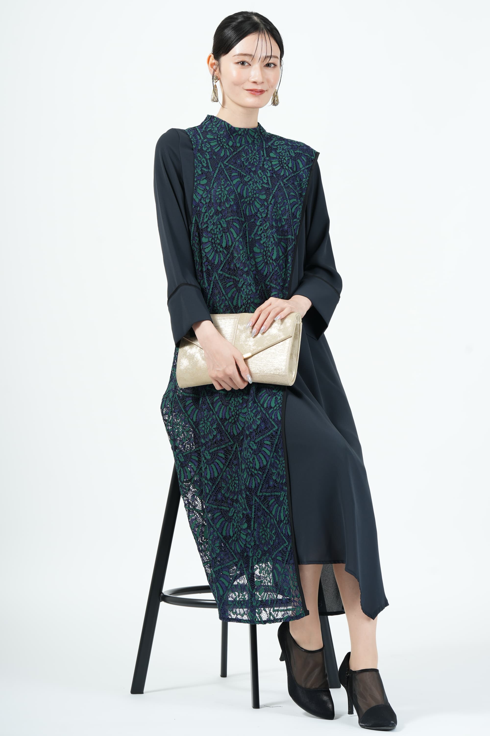 Callarus アシメドレープ切り替えネイビー×グリーンドレス (4L〜6L) をレンタル - 結婚式パーティーのドレスレンタルはおしゃれコンシャス