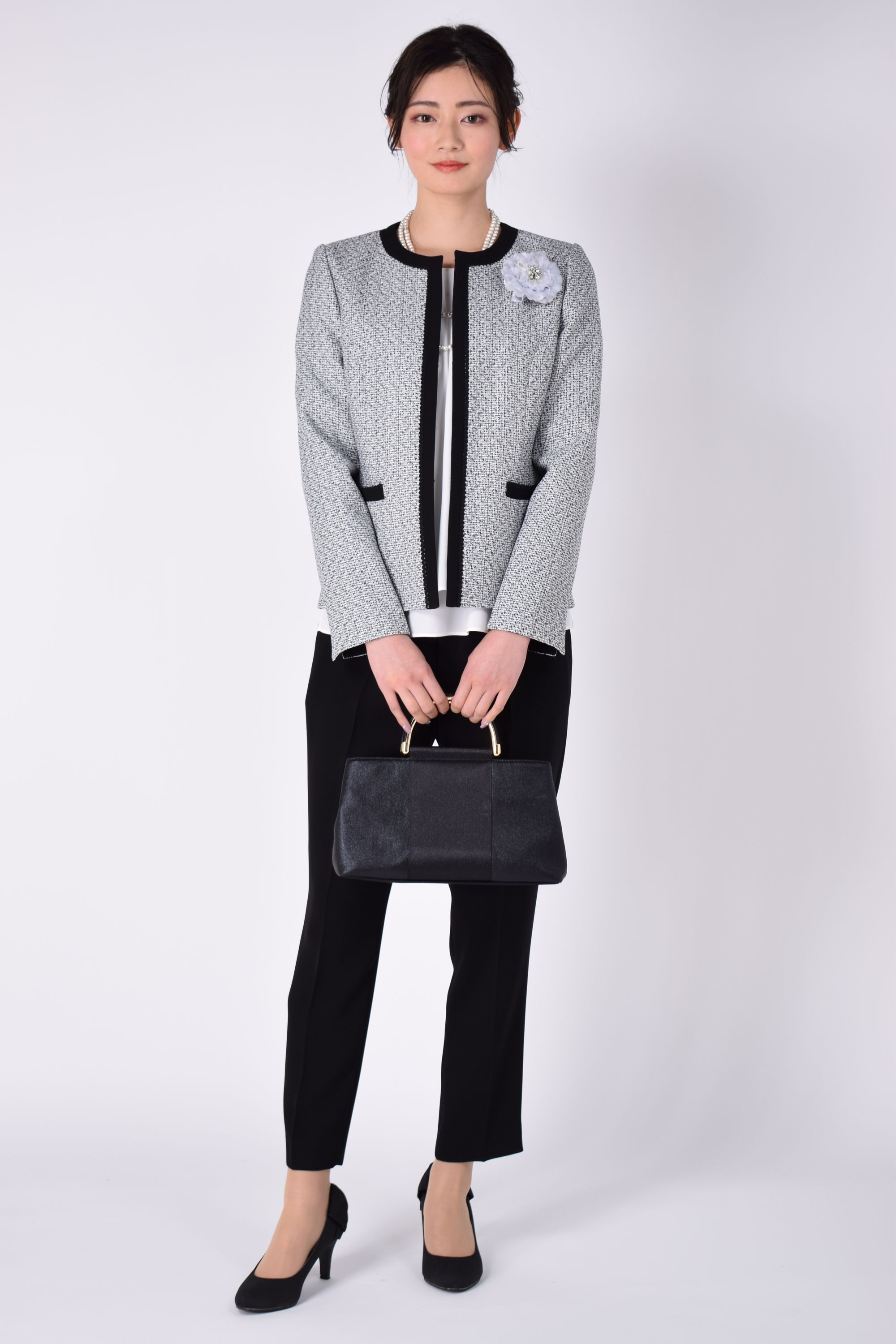 Han-nari ブラックスタイリッシュフォーマルバッグ をレンタル - 結婚式パーティーのドレスレンタルはおしゃれコンシャス